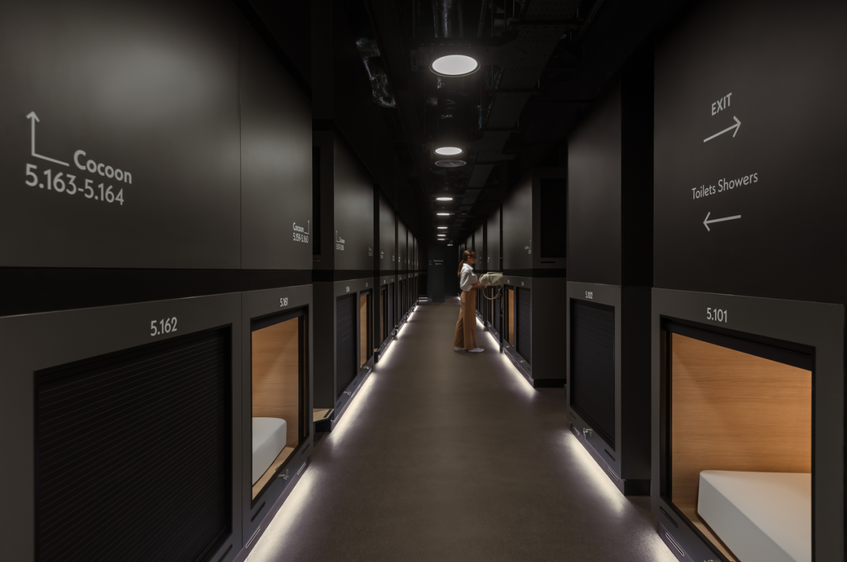 Zedwell opens world's largest capsule hotel in the iconic London ...